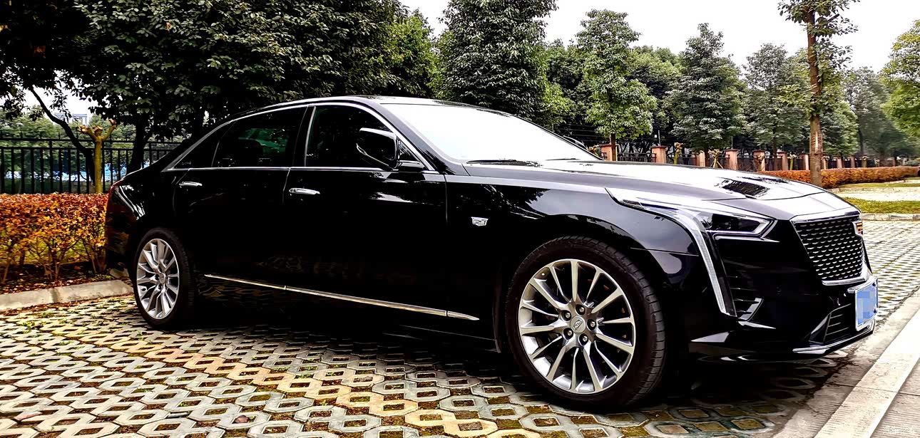 凯迪拉克CT6 2019款 40T 铂金版怎么样_优缺点_行走的头灯_口碑_汽车之家