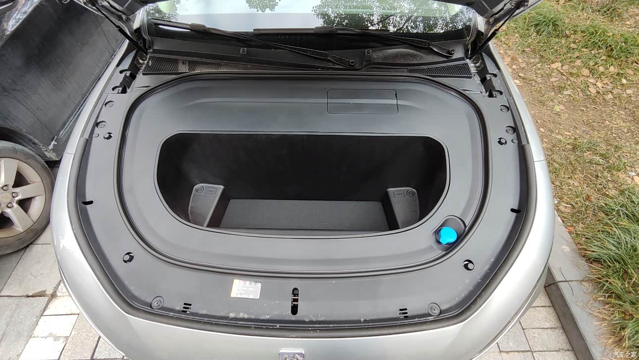 荣威D7 2023款 EV 610km 后驱旗舰版怎么样_优缺点_毛大轰轰轰隆隆_口碑_汽车之家