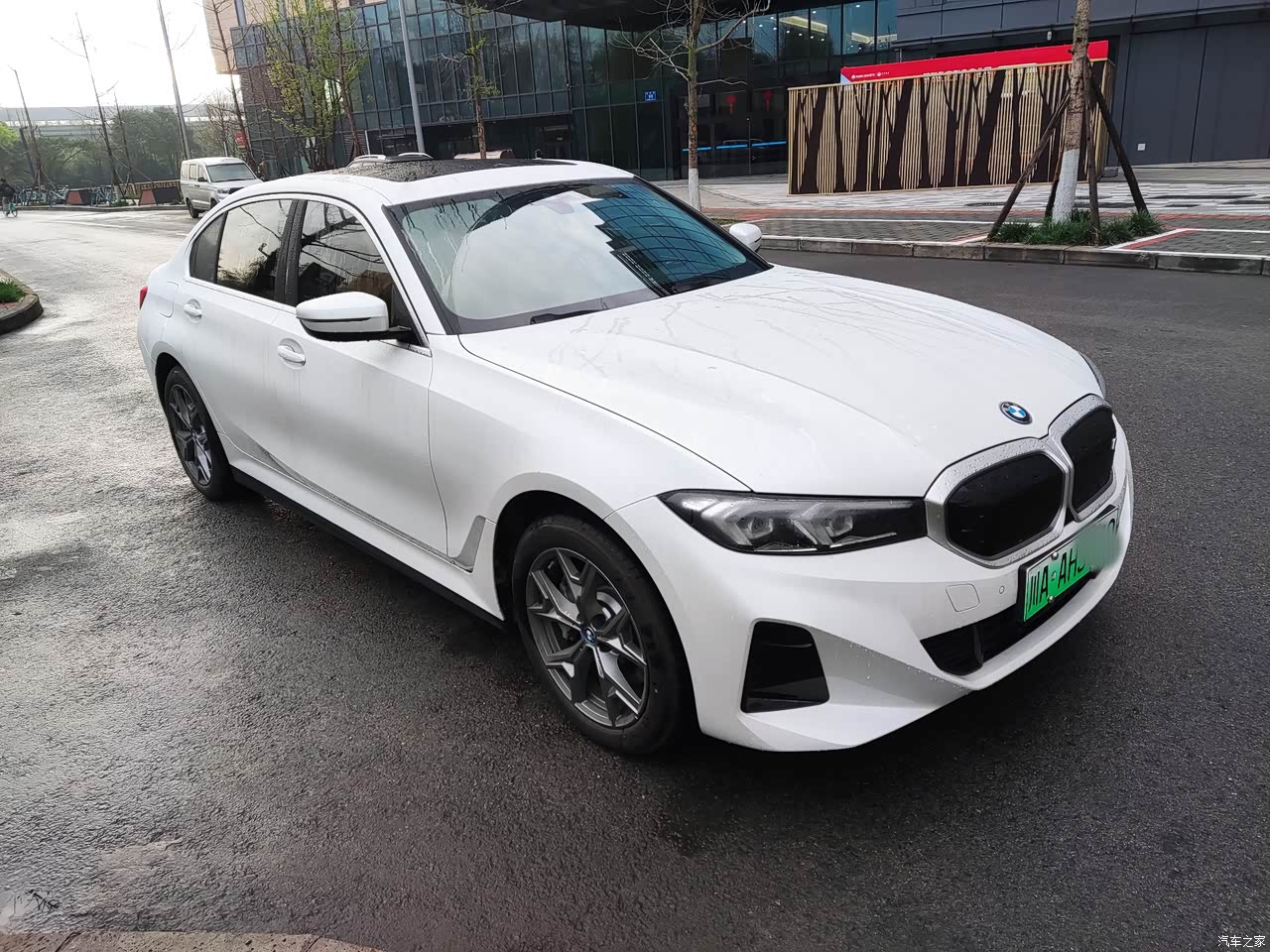 宝马i3 2022款 eDrive 35 L怎么样_优缺点_高尔夫纯电pro科技包_口碑_汽车之家