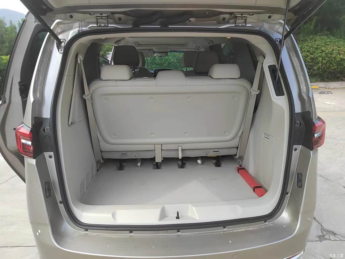 别克GL8 2022款 陆上公务舱 652T 尊贵型怎么样_优缺点_青岛车友1552537_口碑_汽车之家