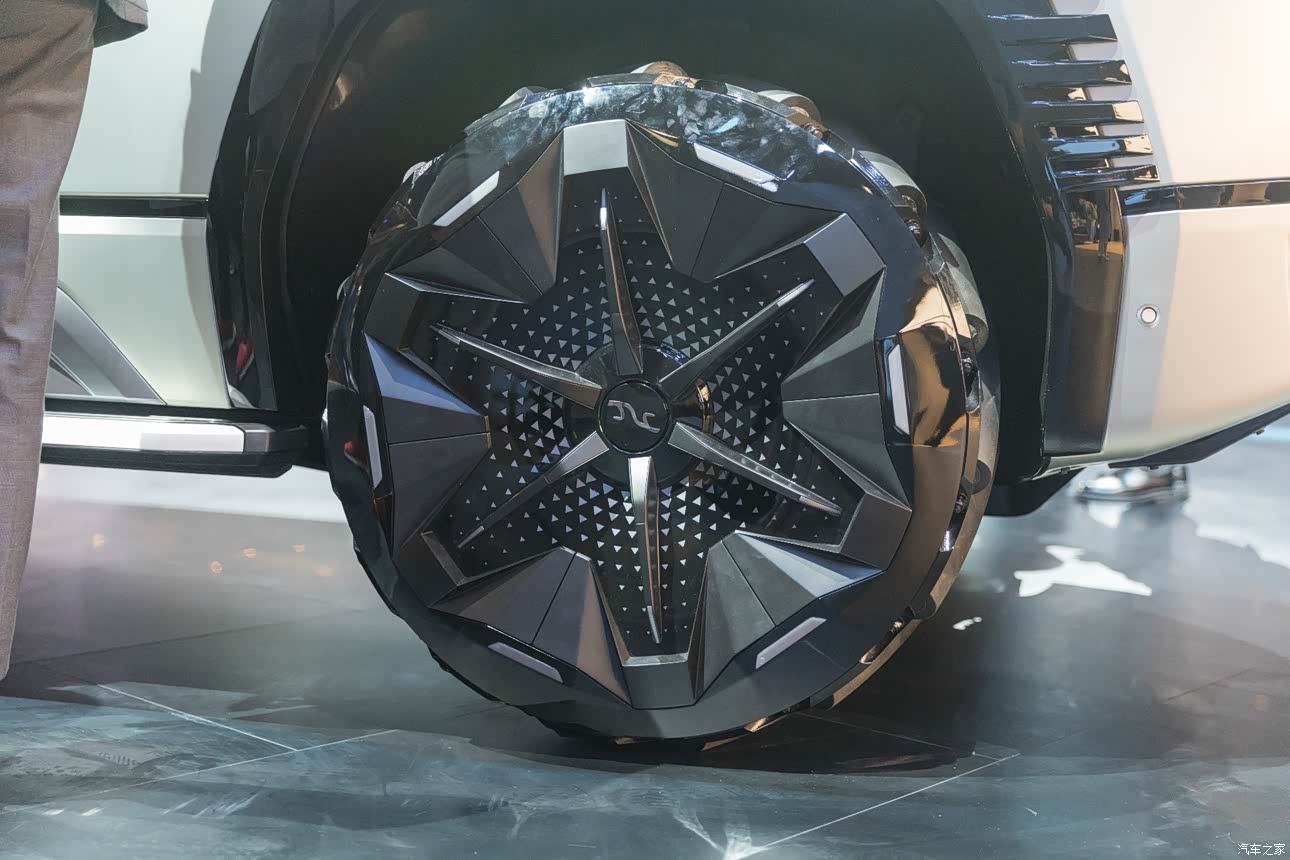 仰望U8 2023款 豪华版怎么样_优缺点_GKD_高原_口碑_汽车之家