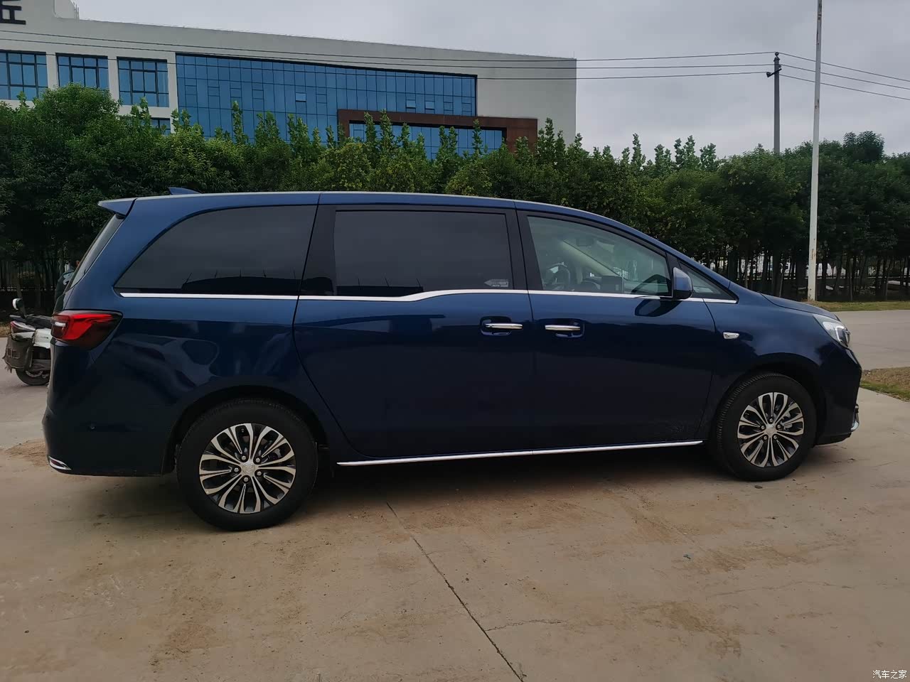 别克GL8 2023款 陆上公务舱 智慧尊贵型怎么样_优缺点_小刘同学6309_口碑_汽车之家