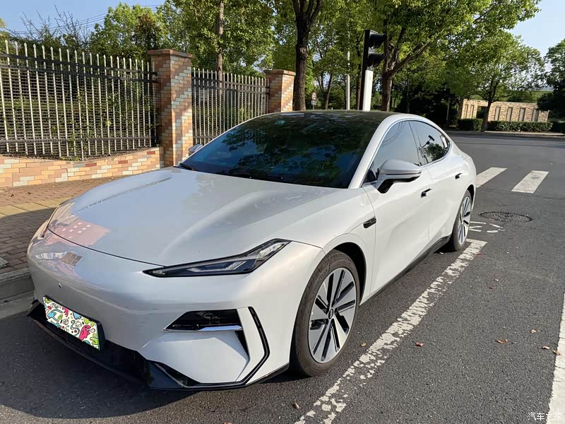 汽车之家|银河E8报价大全|大众点评|2024款 665km 后驱星舰 远航版怎么样