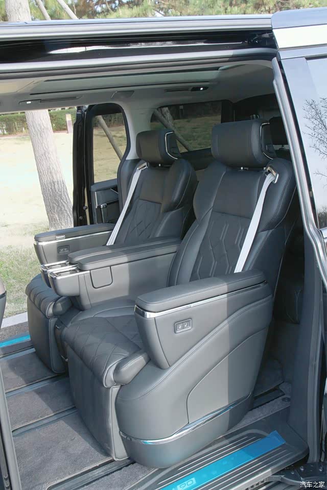 沃尔沃EM90 2025款 Ultra 六座怎么样_优缺点_皮波爱SA娇_口碑_汽车之家