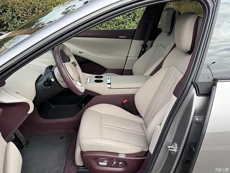 汽车之家|小米YU7报价大全|大众点评|2025款 超长续航四驱Pro版怎么样