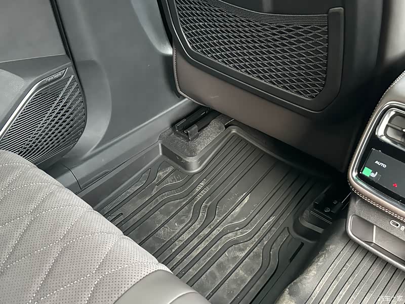 汽车之家|星越L报价大全|大众点评|2026款 东方曜 2.0TD 自动望月版怎么样